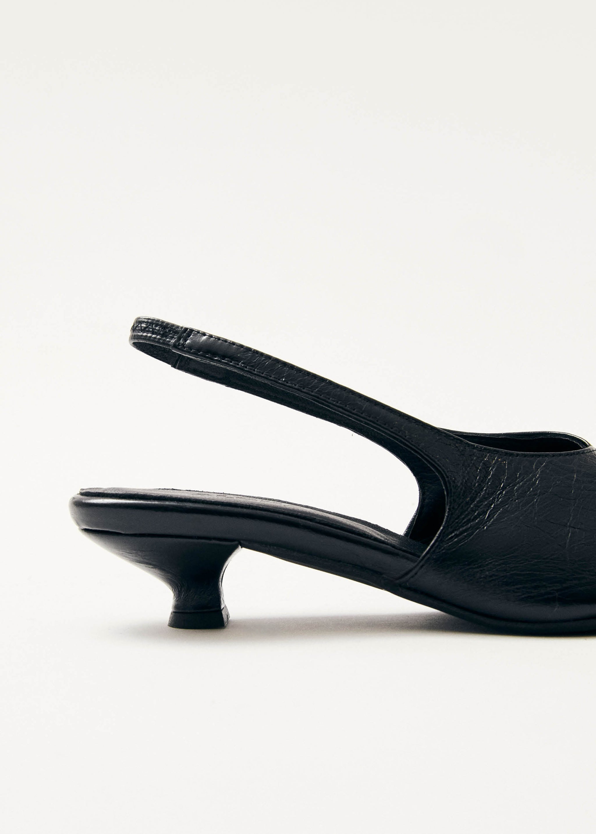 Eros Black Leather Pumps | ALOHAS