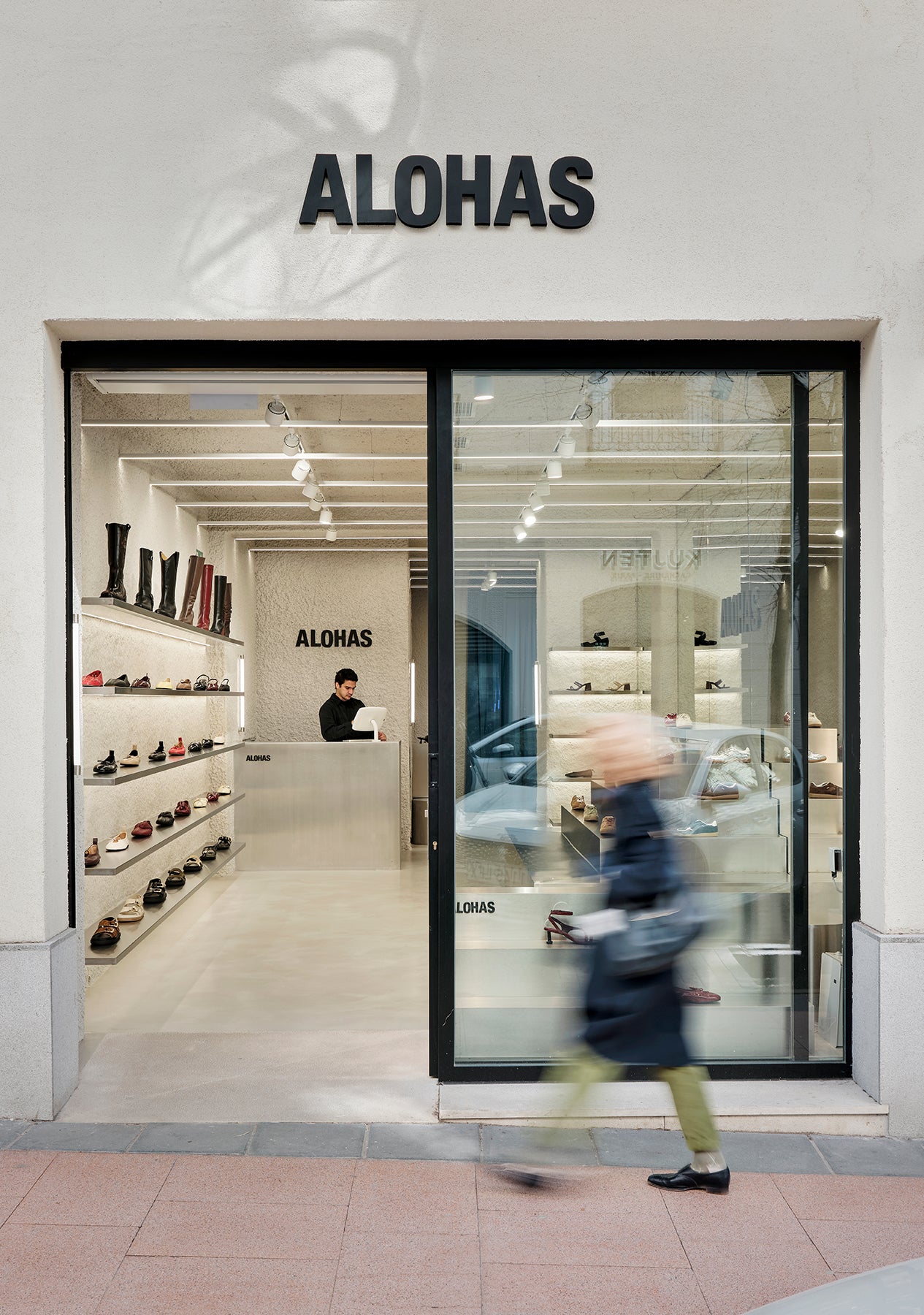 ALOHAS | On-demand Fashion